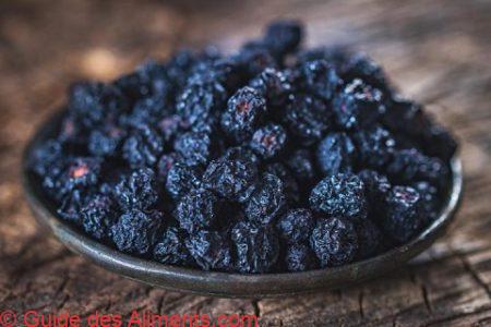 Baies d'aronia séchées - Guide des Aliments